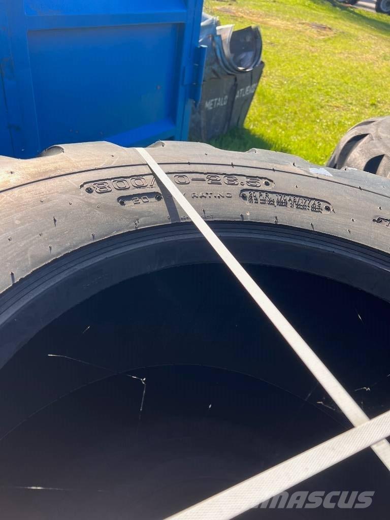 Tianli 800/40-26,5, Leedu - Kasutatud rehvid, rattad ja veljed - Mascus ...